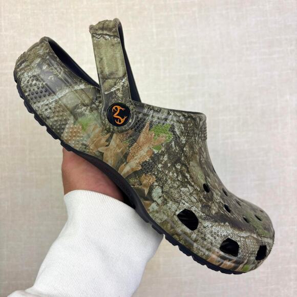 CROCS | Shoes | Realtree X Crocs Classic Clog Apx Camo 8m | Poshmark